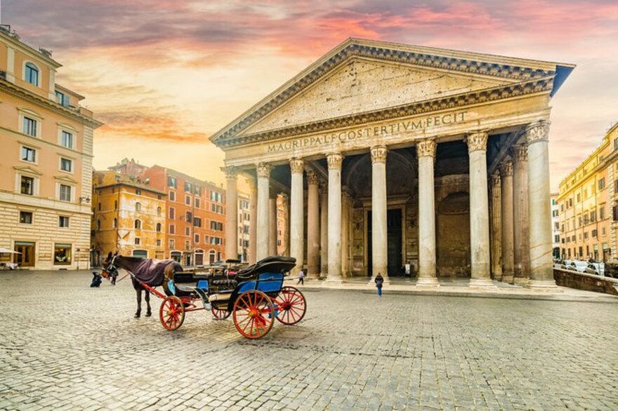 Recorrido por la ciudad clásica de Roma con la Fontana de Trevi y el ...